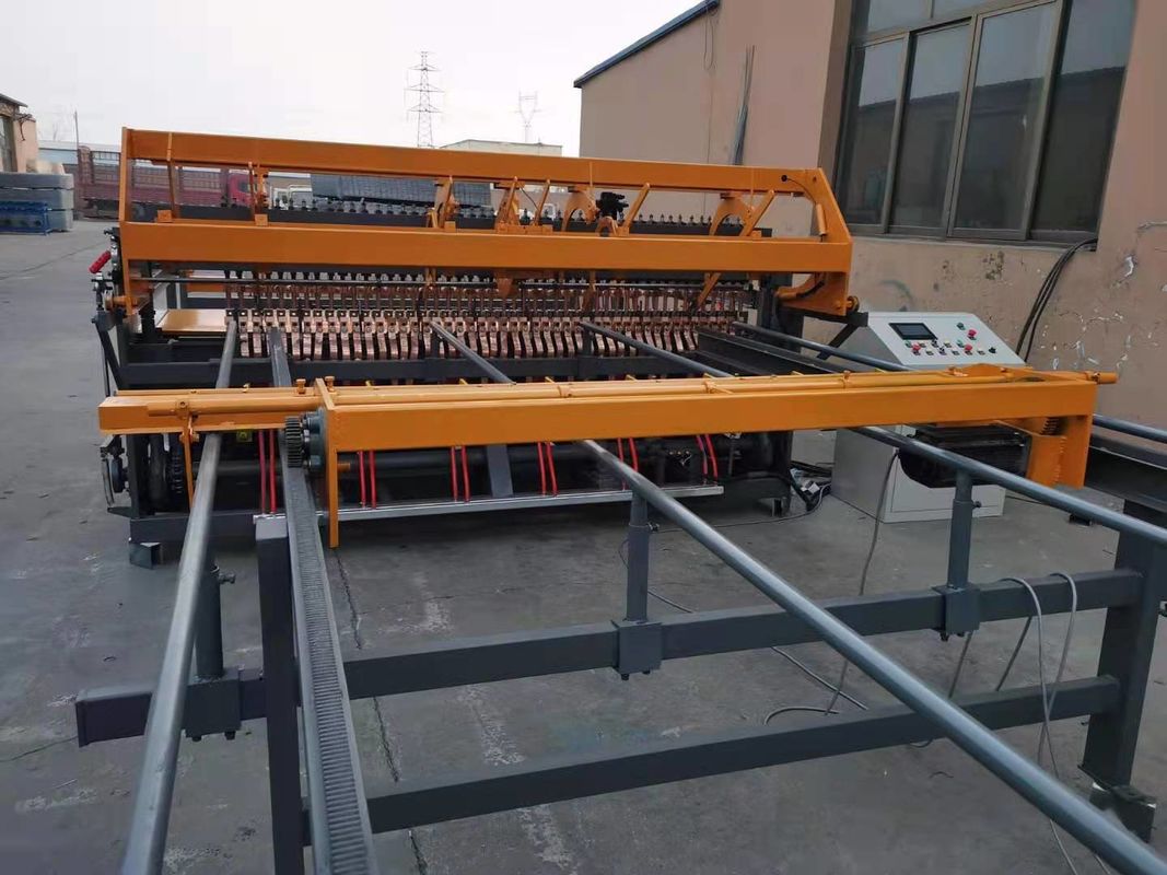 5.5kw Cross Wire Hopper Load 100kg Wire PLC Fence Panel Machine